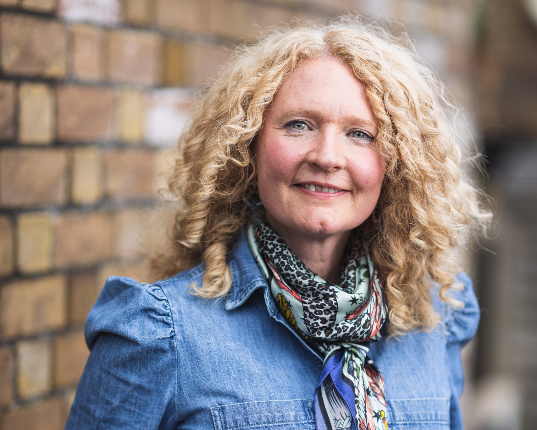 Silverlining greenlights Emporium’s Turbulence doc - Silverlining ...